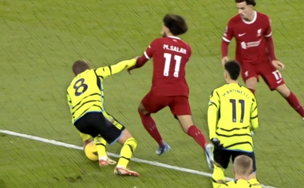 Klopp slams Arsenal handball decision vs Liverpool