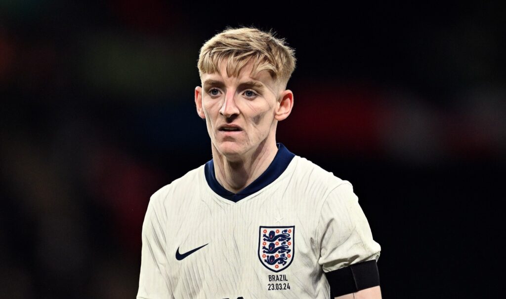 Gordon celebrates 'best day of my life' after England debut