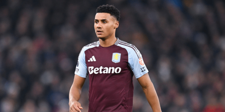 Aston Villa reject £60m bid from Arsenal for Ollie Watkins