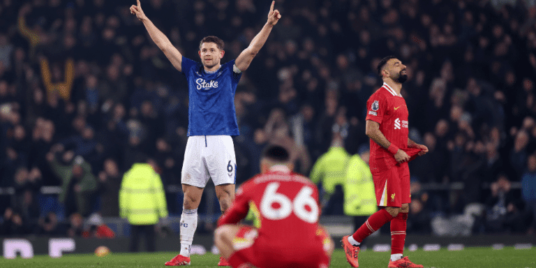 Moyes celebrates mental Merseyside Derby draw with Liverpool