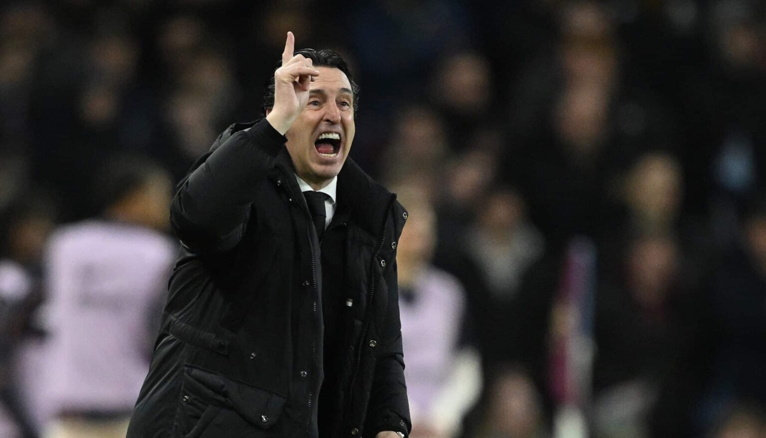 Emery makes surprising Premier League title race comment
