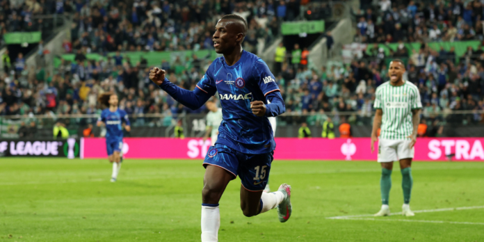 Unai Emery open to Aston Villa reunion with Chelsea forward