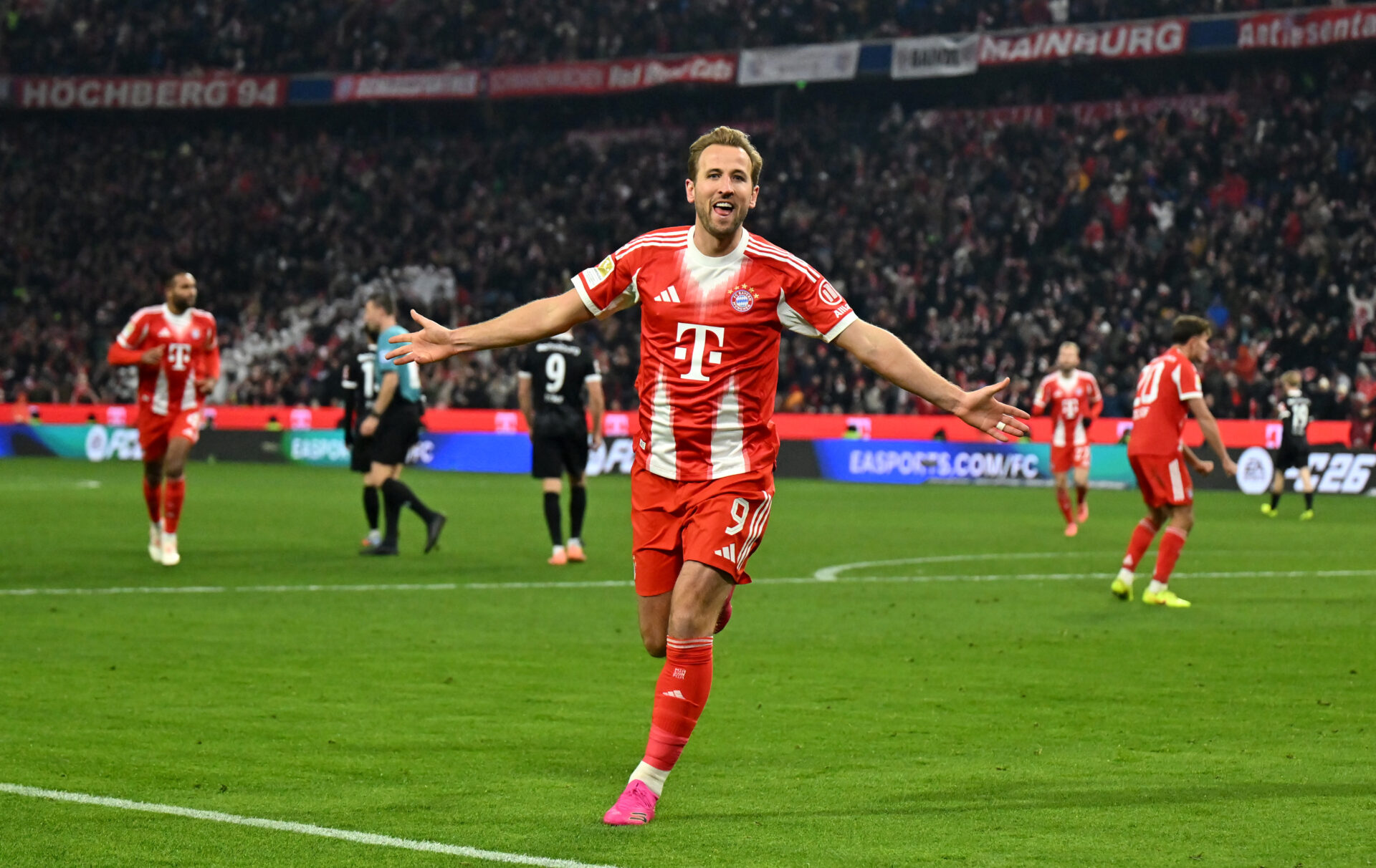 Arsenal vs Bayern Munich - Champions League Combined XI