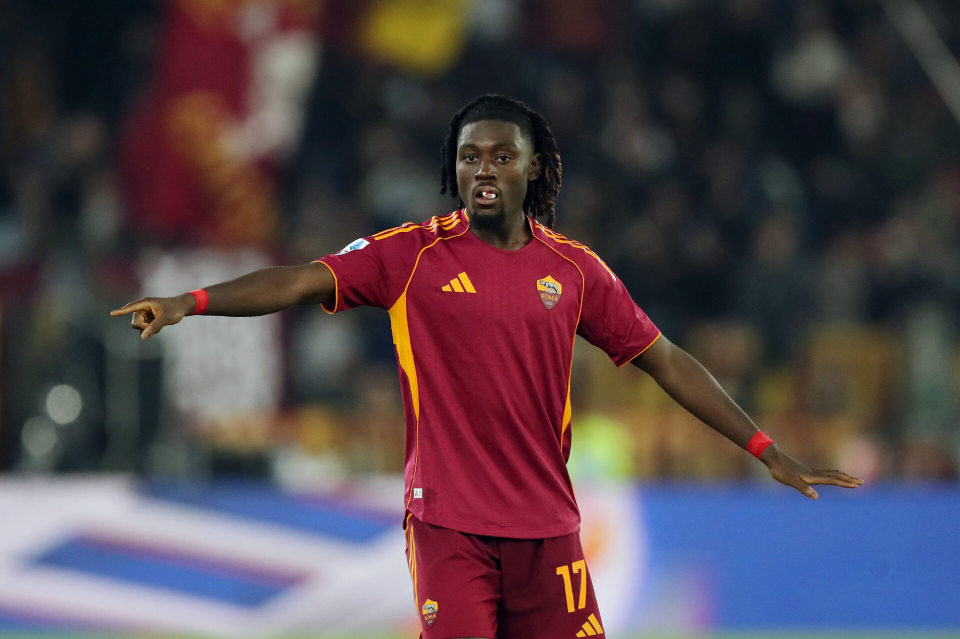 Manchester United set to sign Roma midfielder Kone in 2026