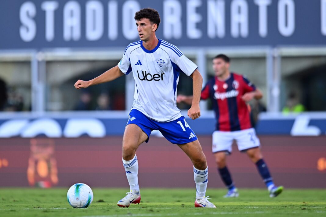 Liverpool and Chelsea chase Como centre-back Ramon