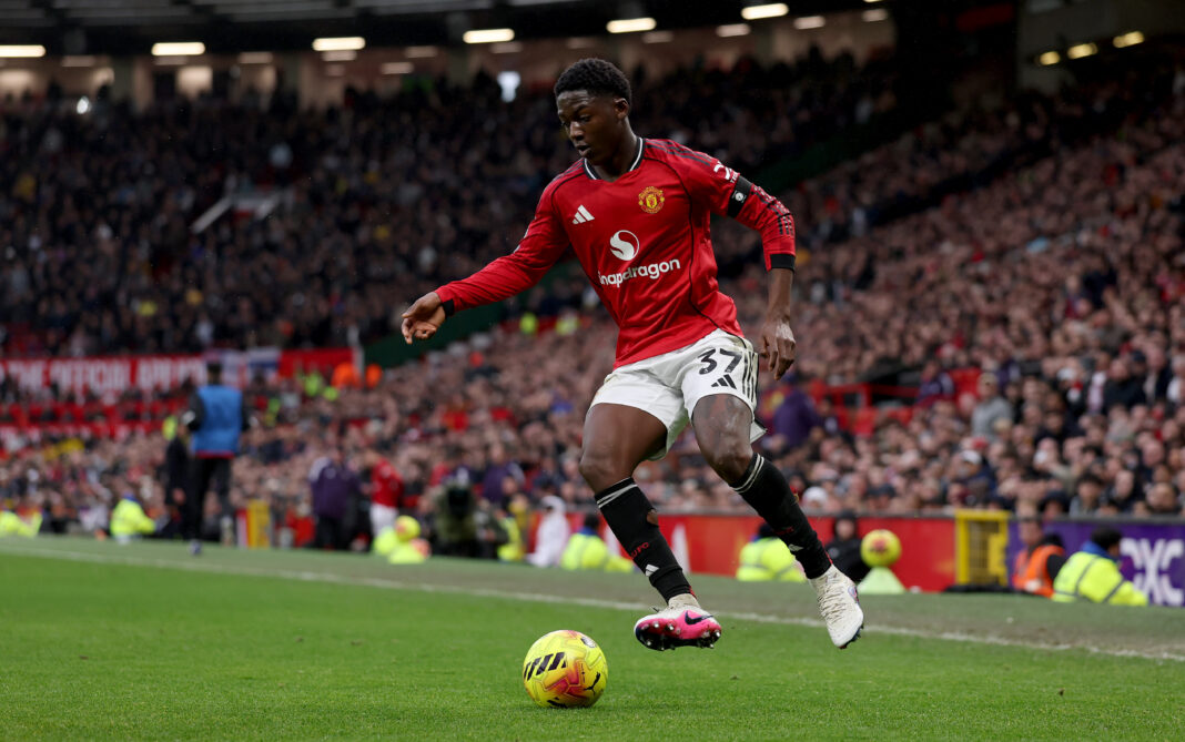 Lineker jokes that Mainoo should sue former Man United boss